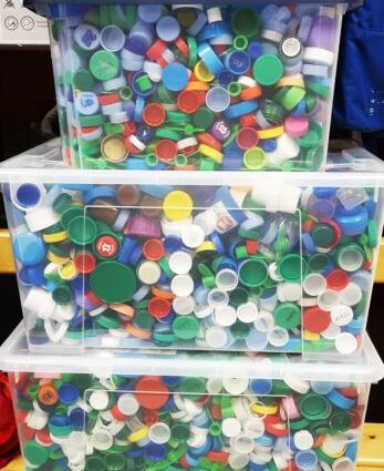 A VOS BOUCHONS ! | Collecte et recyclage de bouchons en plastique ...